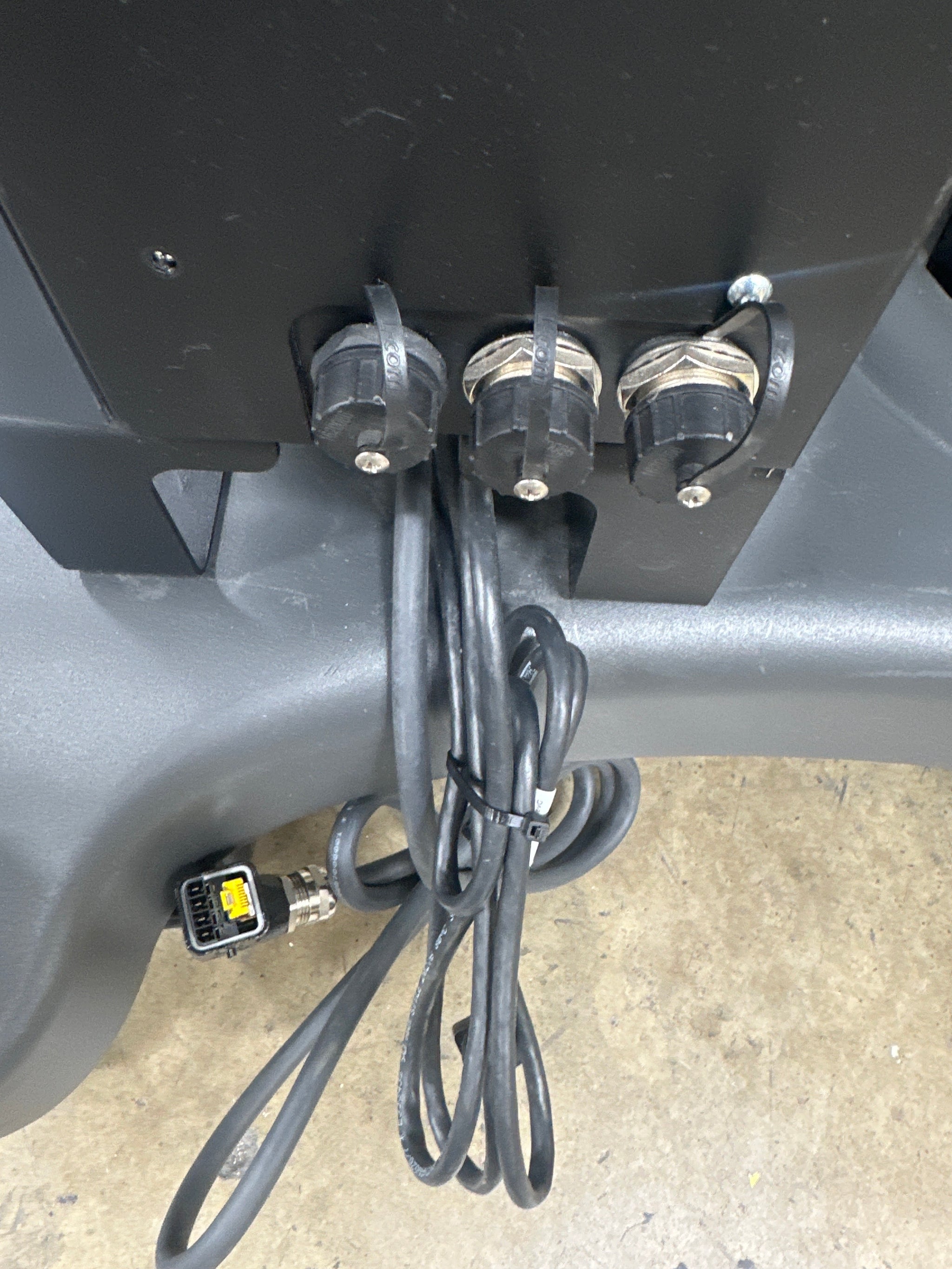 Rethink Robotics Sawyer Collaborative Robot Controller, Cart, Cables - – NTC Tech