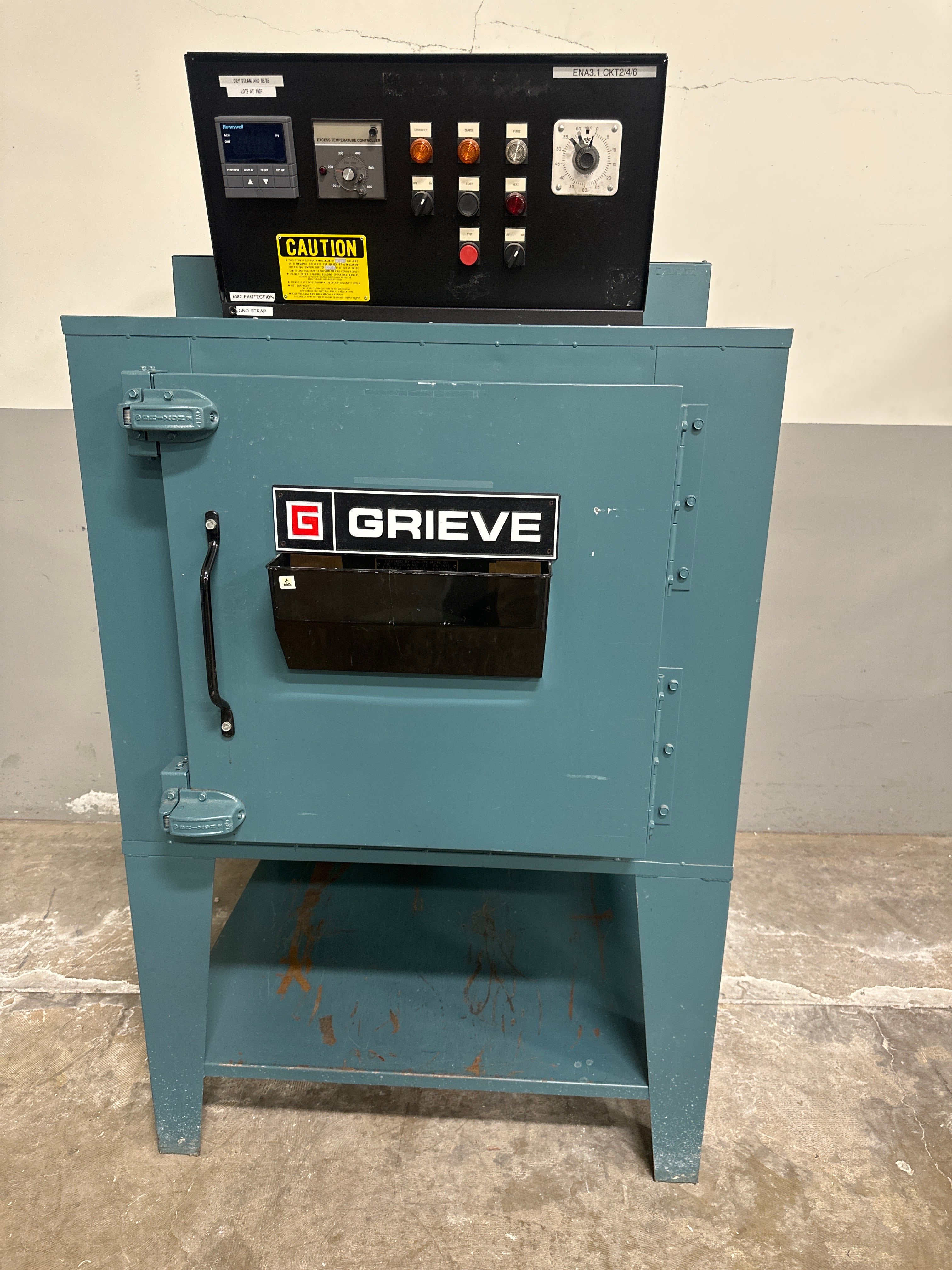 Grieve AA-500 Universal Industrial 550°F Oven With 4x Trays – NTC Tech
