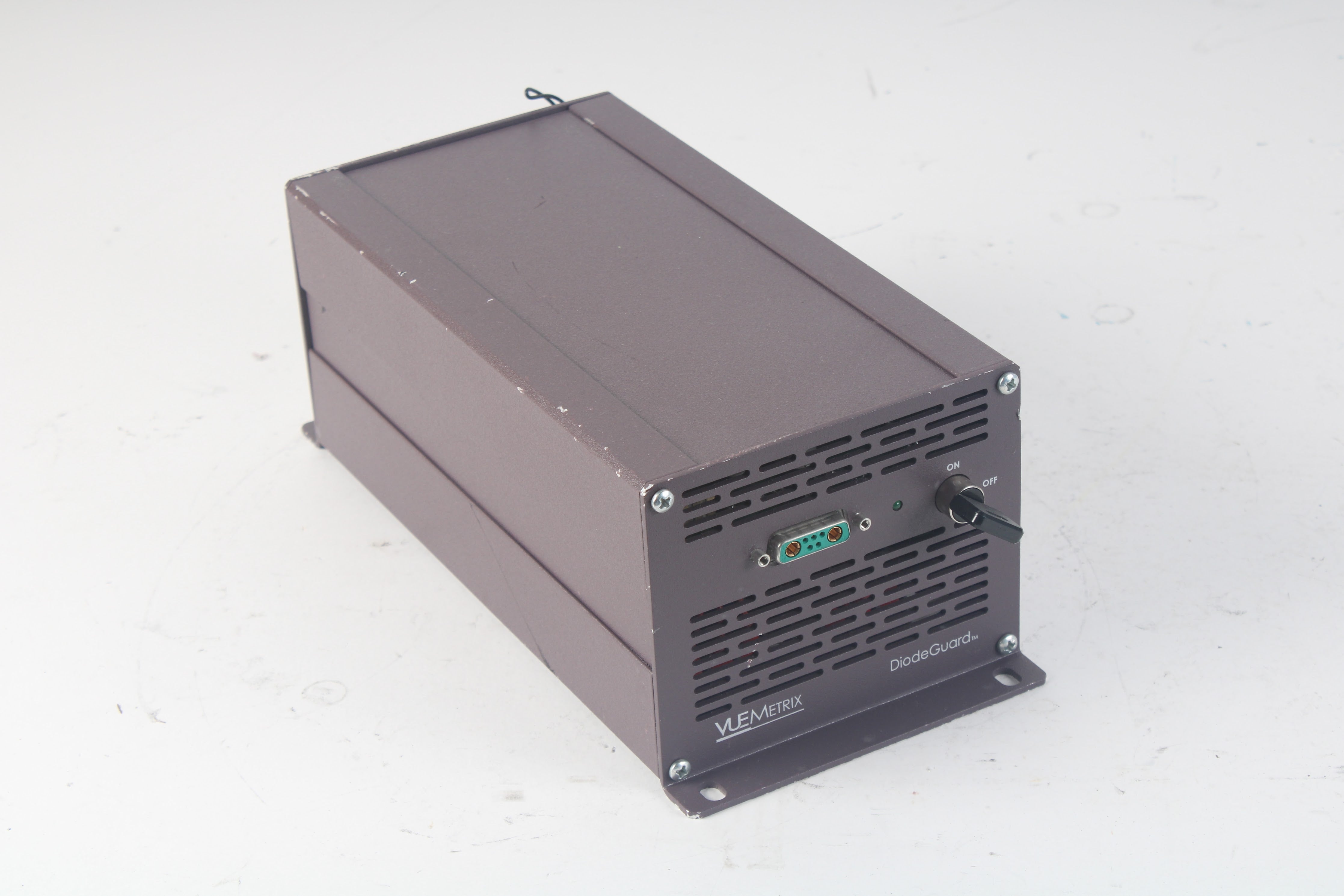 VUEMetrix 1000-0457 High Current Diode and TEC Controller - Key Includ ...