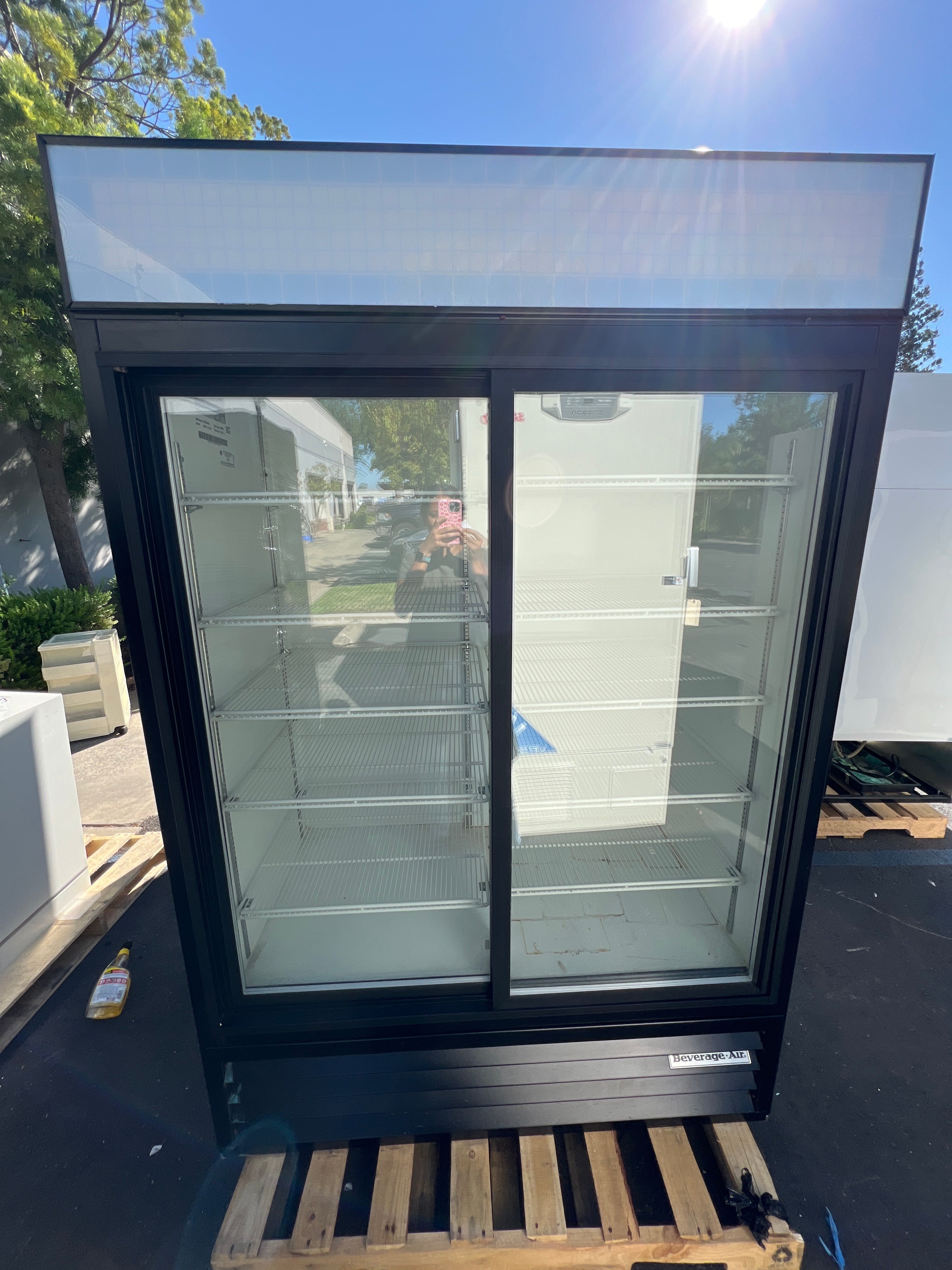 Beverage Air MT45-B-55 All Purpose Commercial Refridgerator and Freeze ...