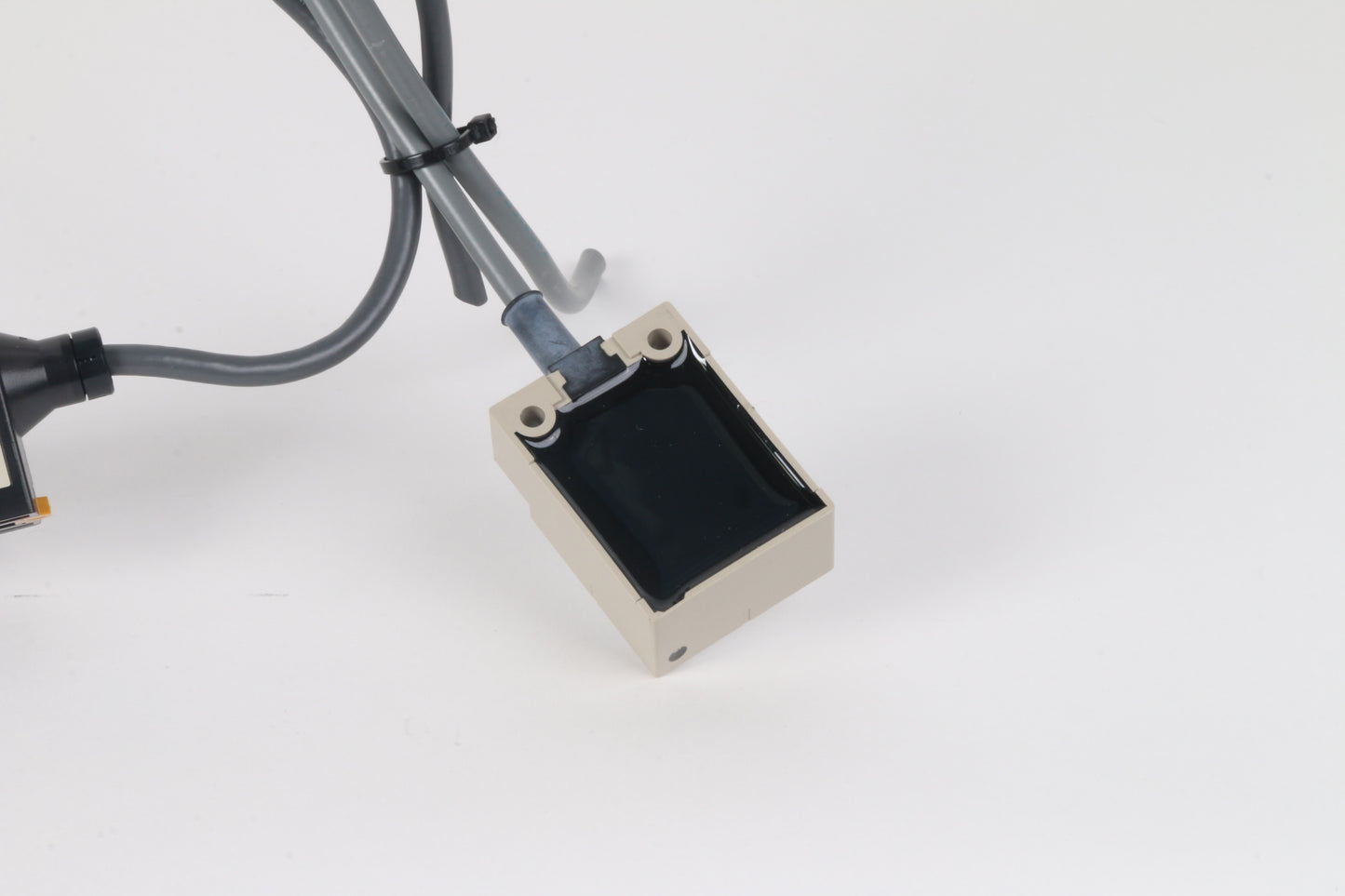 Omron RF ID System V680-HA63B Amplifier With V680-HS3-W Antenna - Fair ...