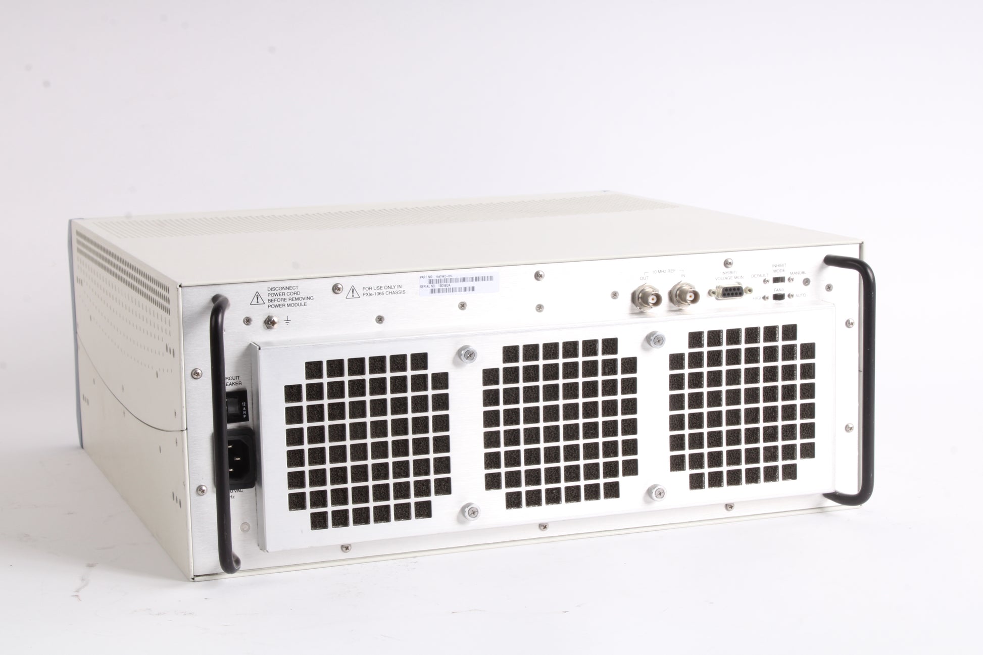 NI / National Instruments PXIe-1065 PXI Chassis 194743D-01L 18-Slot Em ...