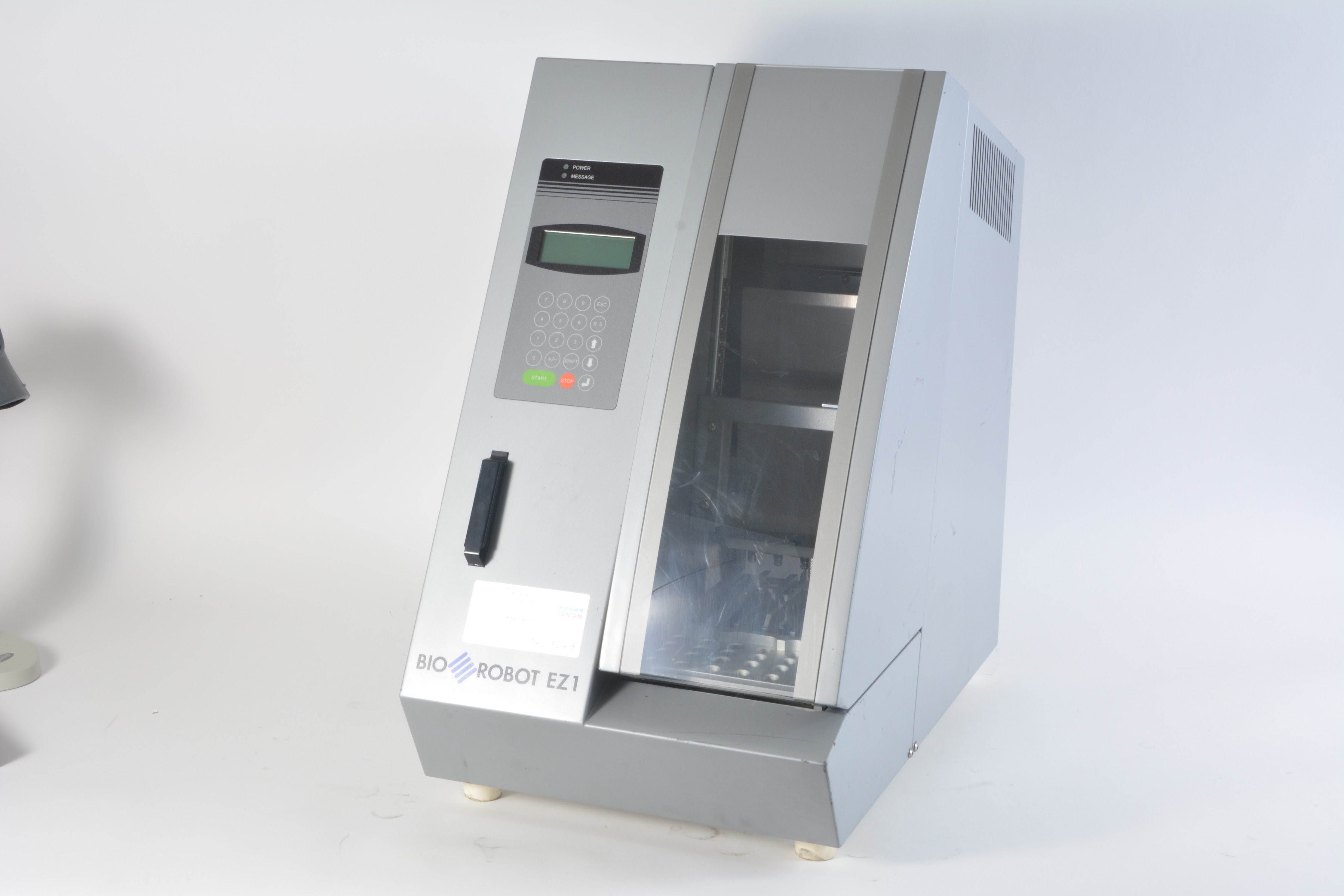 Qiagen Bio Robot EZ1 AS IS – NTC Tech
