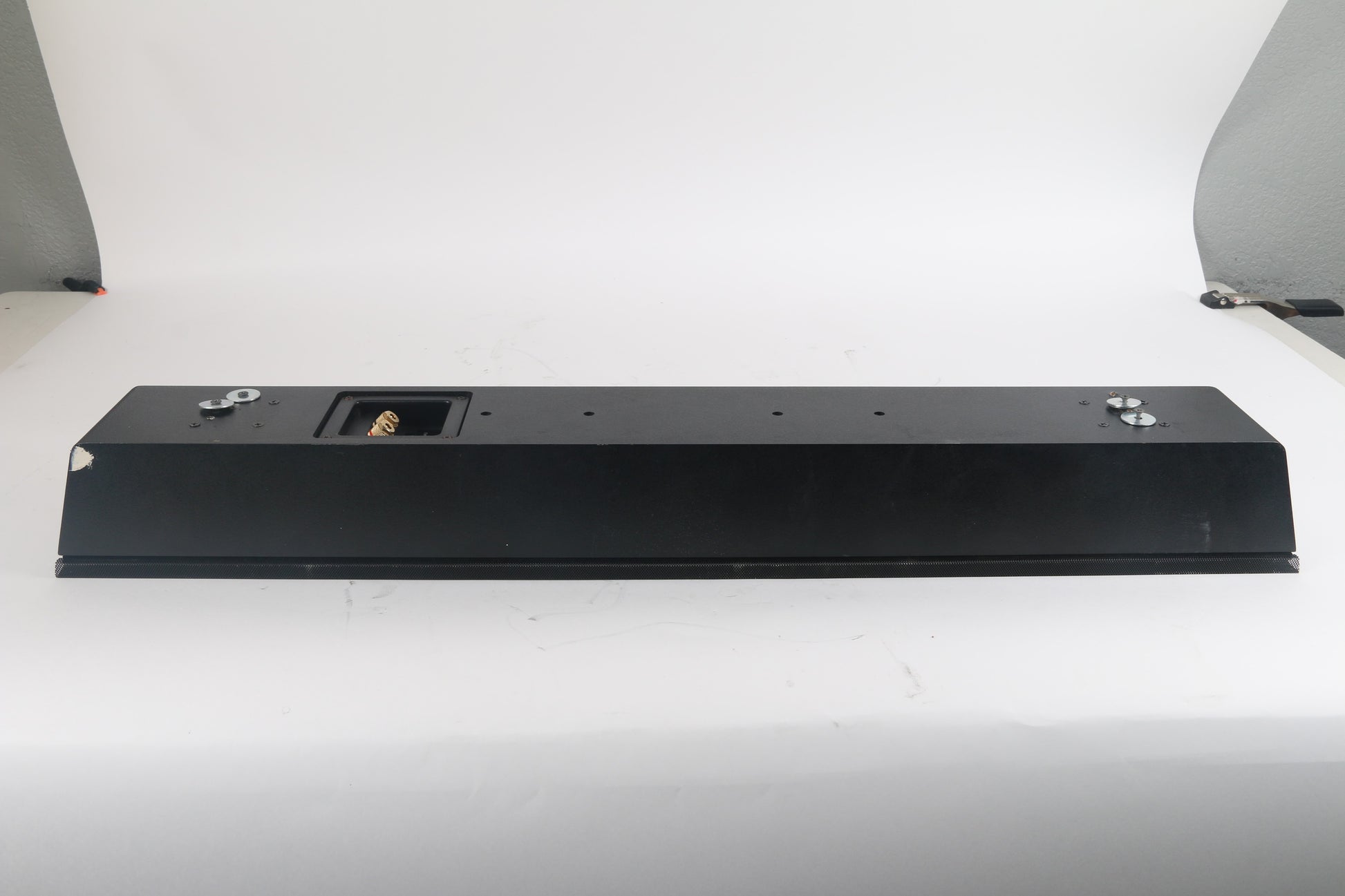 Triad OnWall Mini LCR Soundbar One Channel – NTC Tech