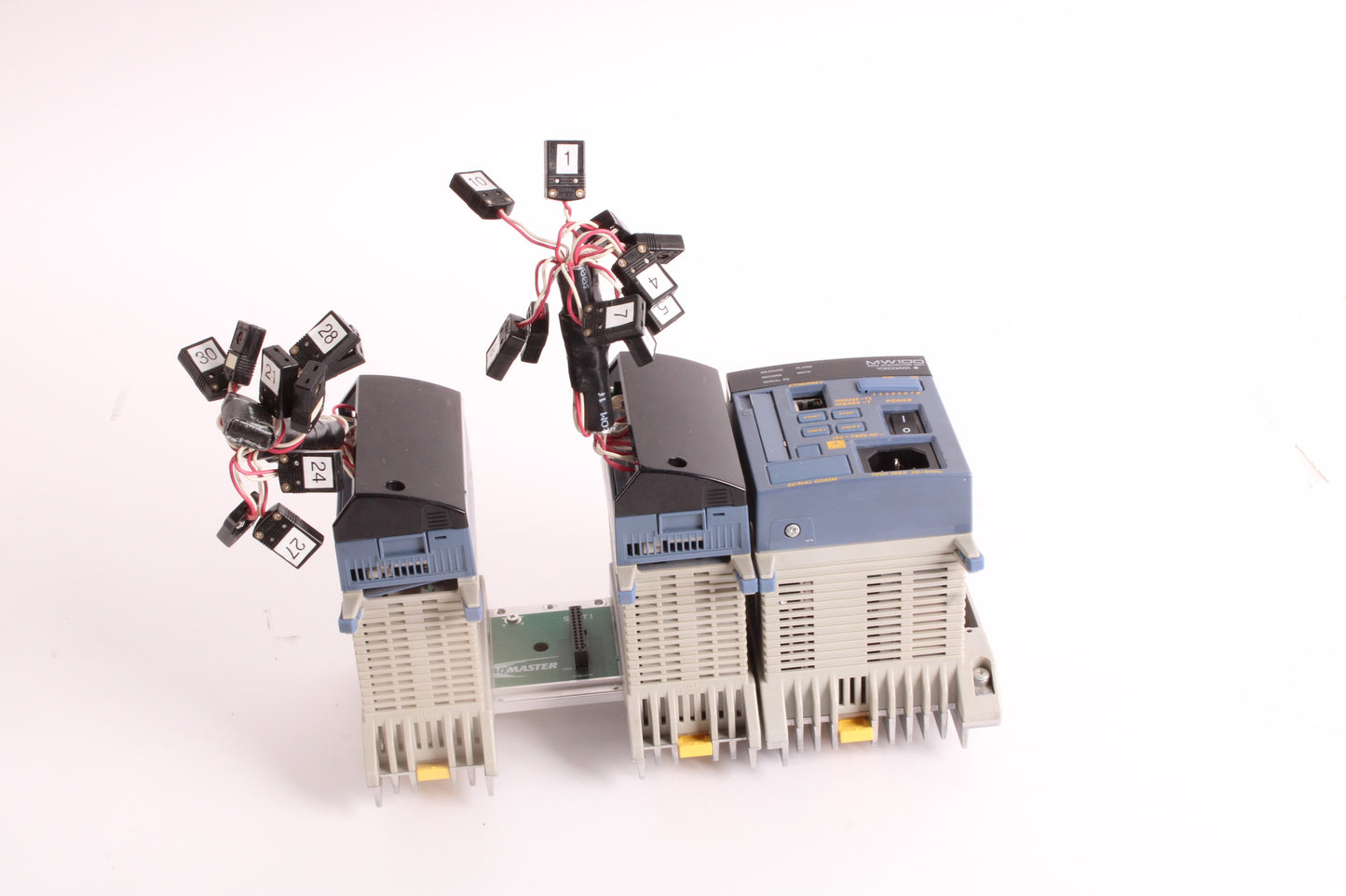 Yokogawa MW100 Data Acquisition With 2x: MX110-UNV-M10 Analog Input Mo ...