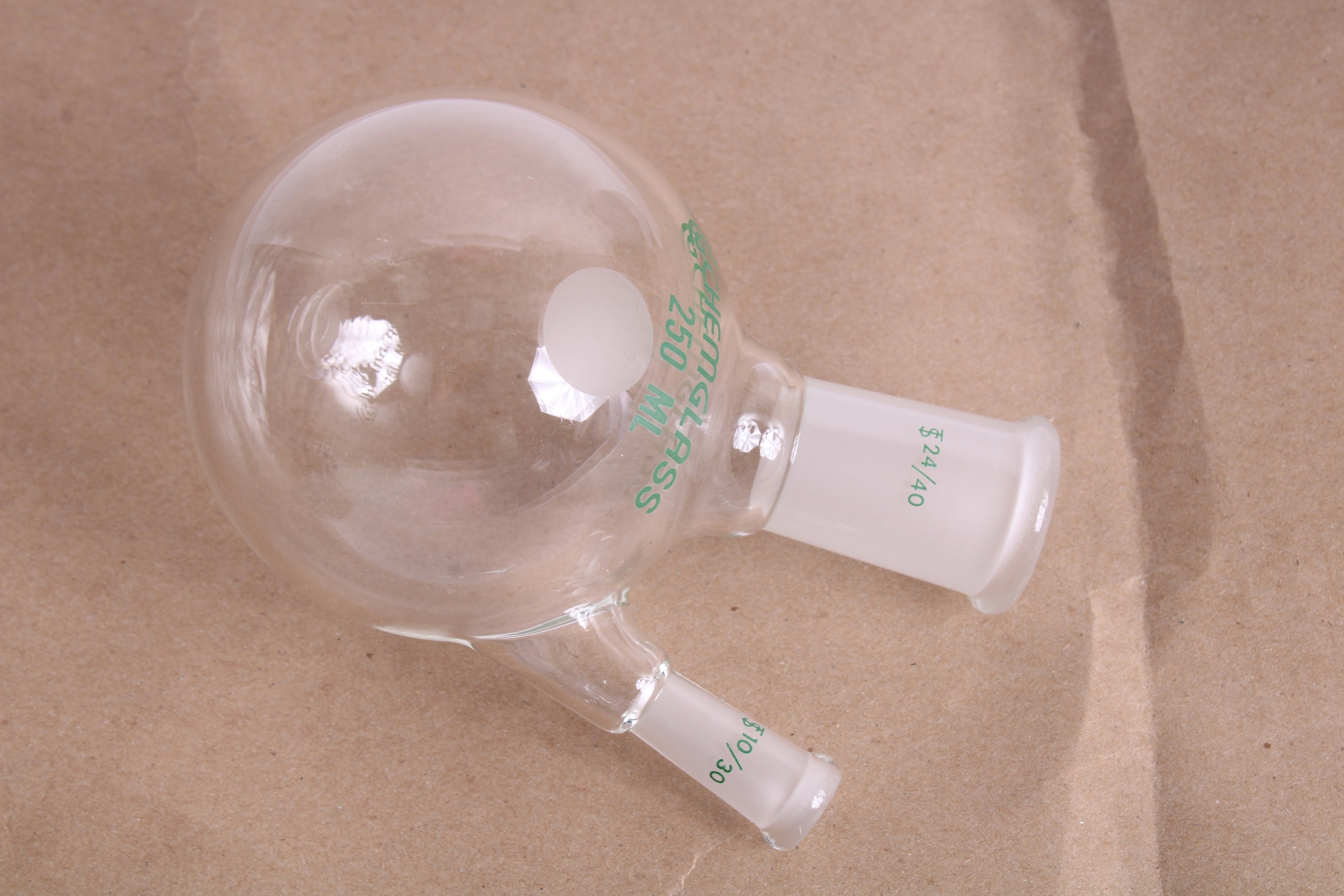 Chemglass 250mL 2-Neck RBF, 24/40 Outer 1-SN 10/30 Angled 20 Degree CG – NTC Tech