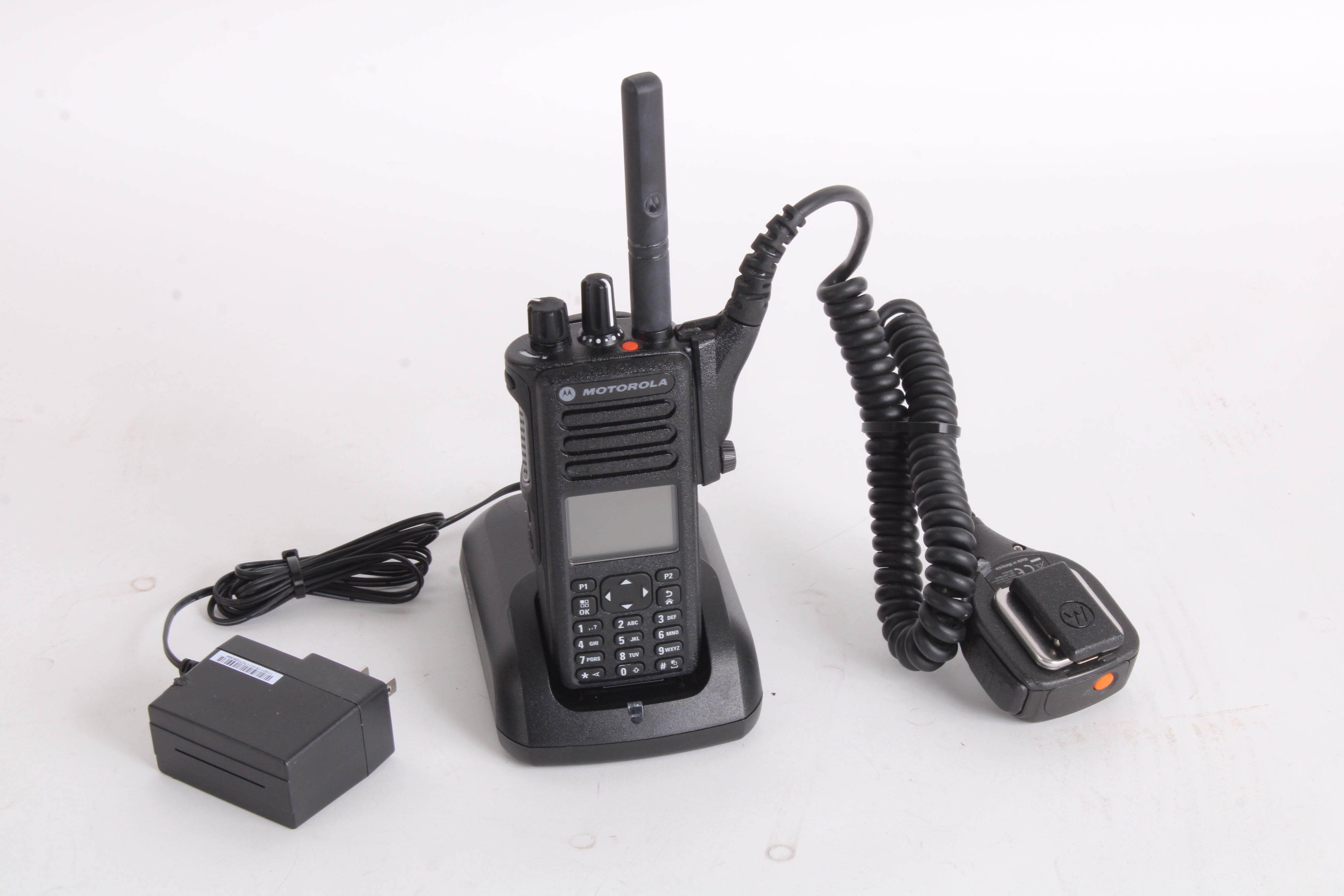 Motorola XPR7550e UHF Radio AAH56RDN9WA1AN With Accessories – NTC Tech