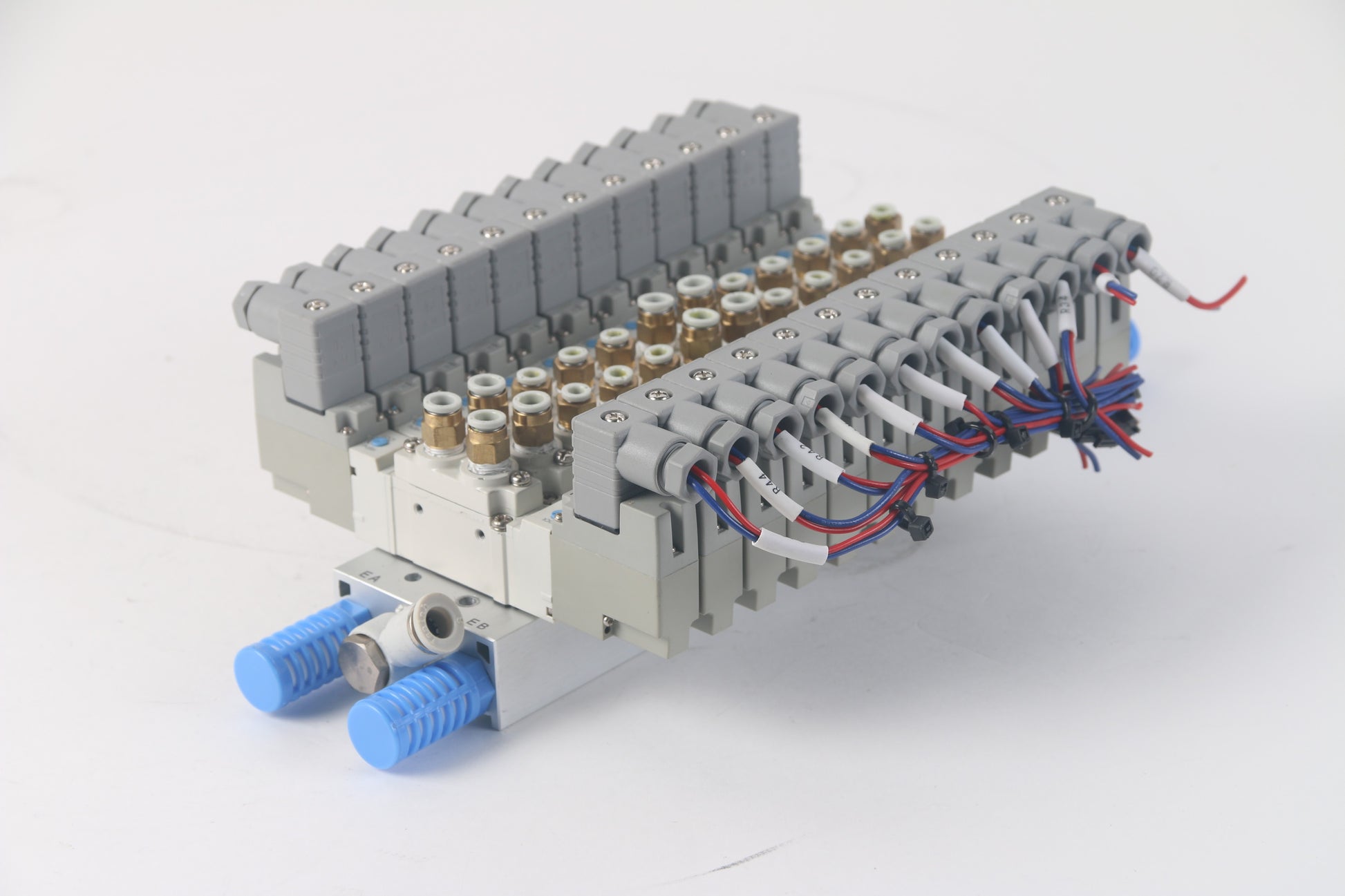 SMC SY5220-5DD-01 12x Solenoid Valve W/ Manifold – NTC Tech