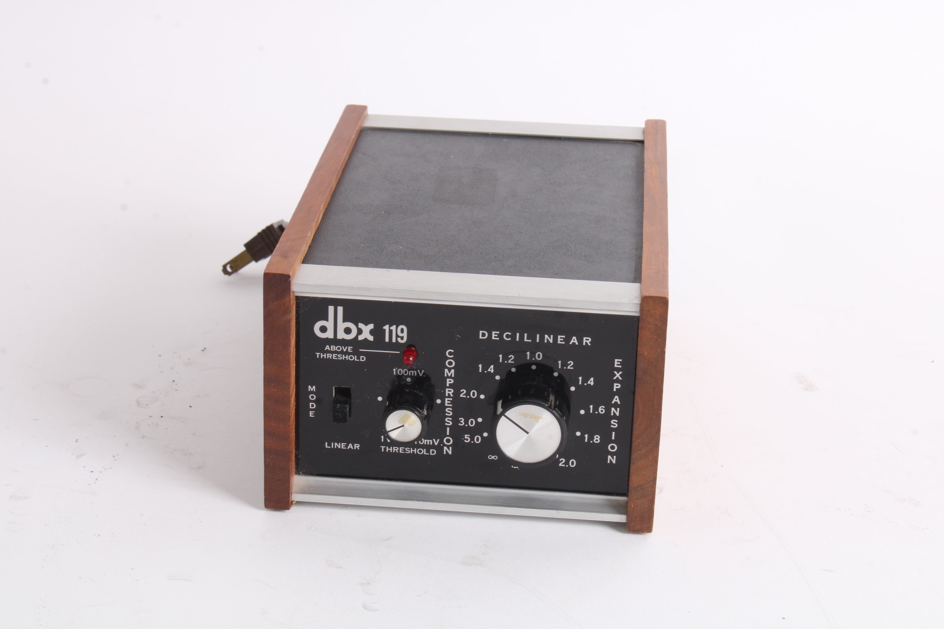 DBX 119 Professional Audio Stereo Compressor / Decilinear / Expander ...