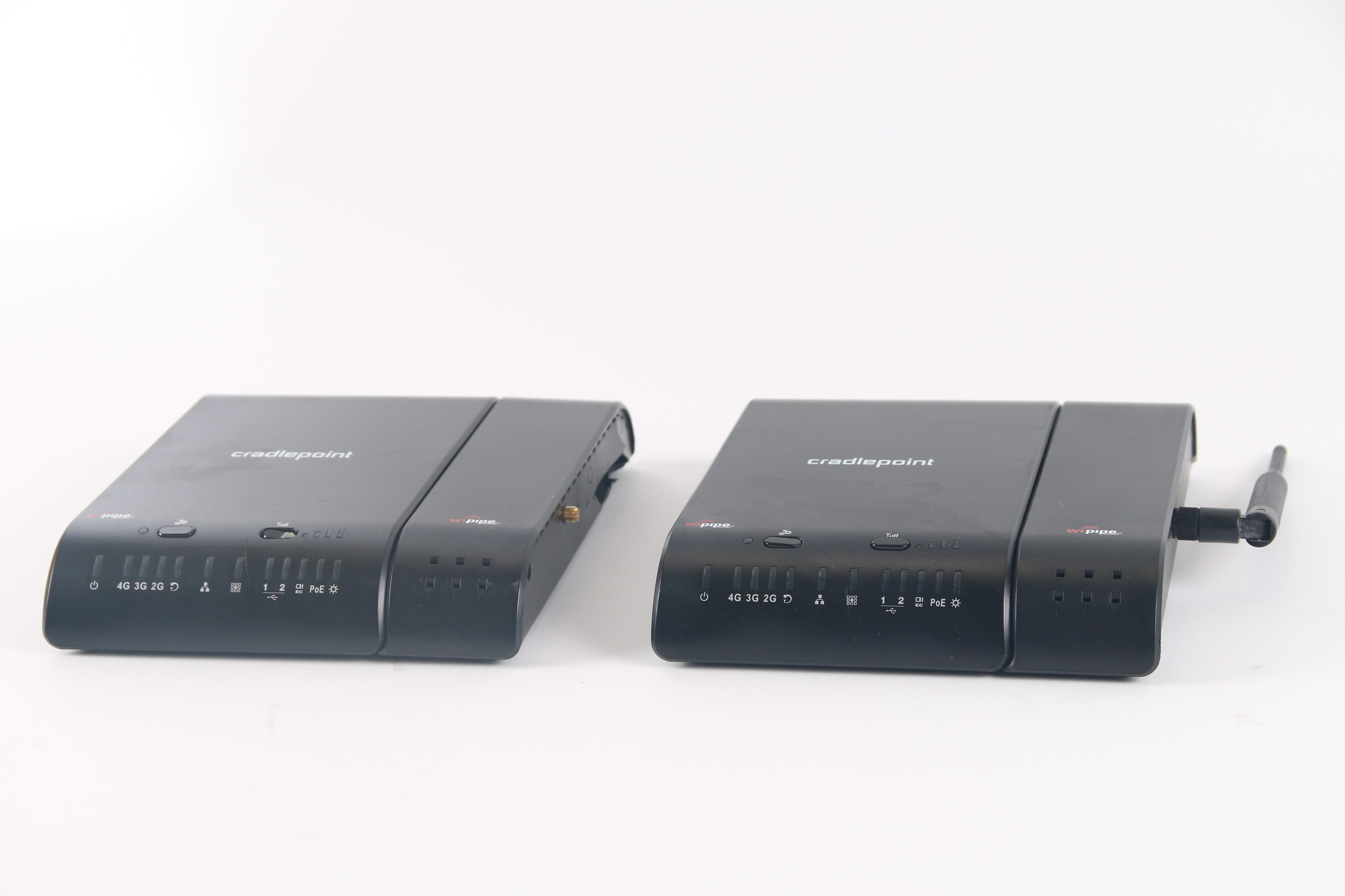 Cradlepoint Lot of 2 Broken CBA750B W/ MC200LP-at and MC200LE-VZ – NTC Tech