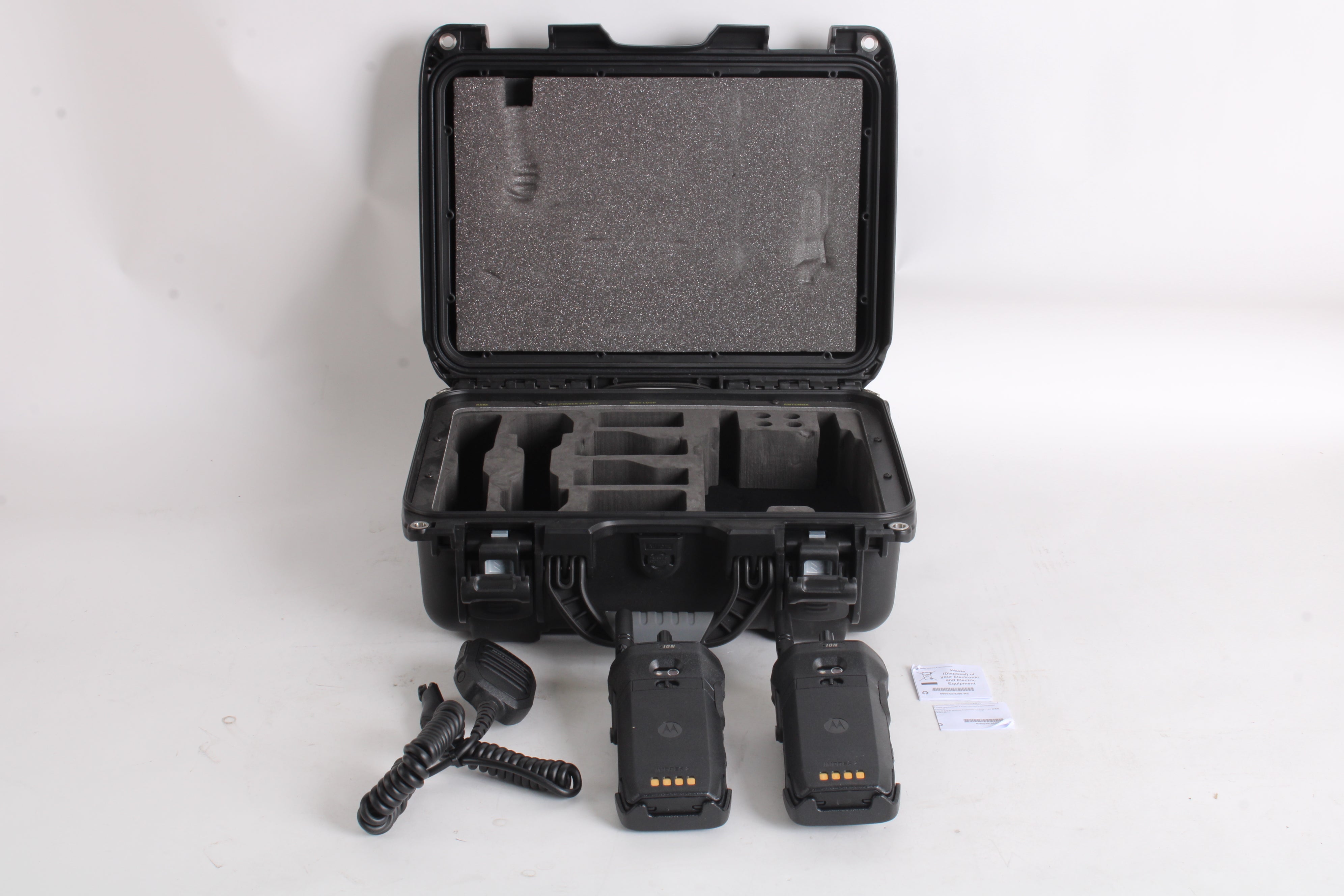 Motorola MSLB-MKZ900 Mototrbo Ion Smart Radio Pair w/ RM780 Speaker Mi ...