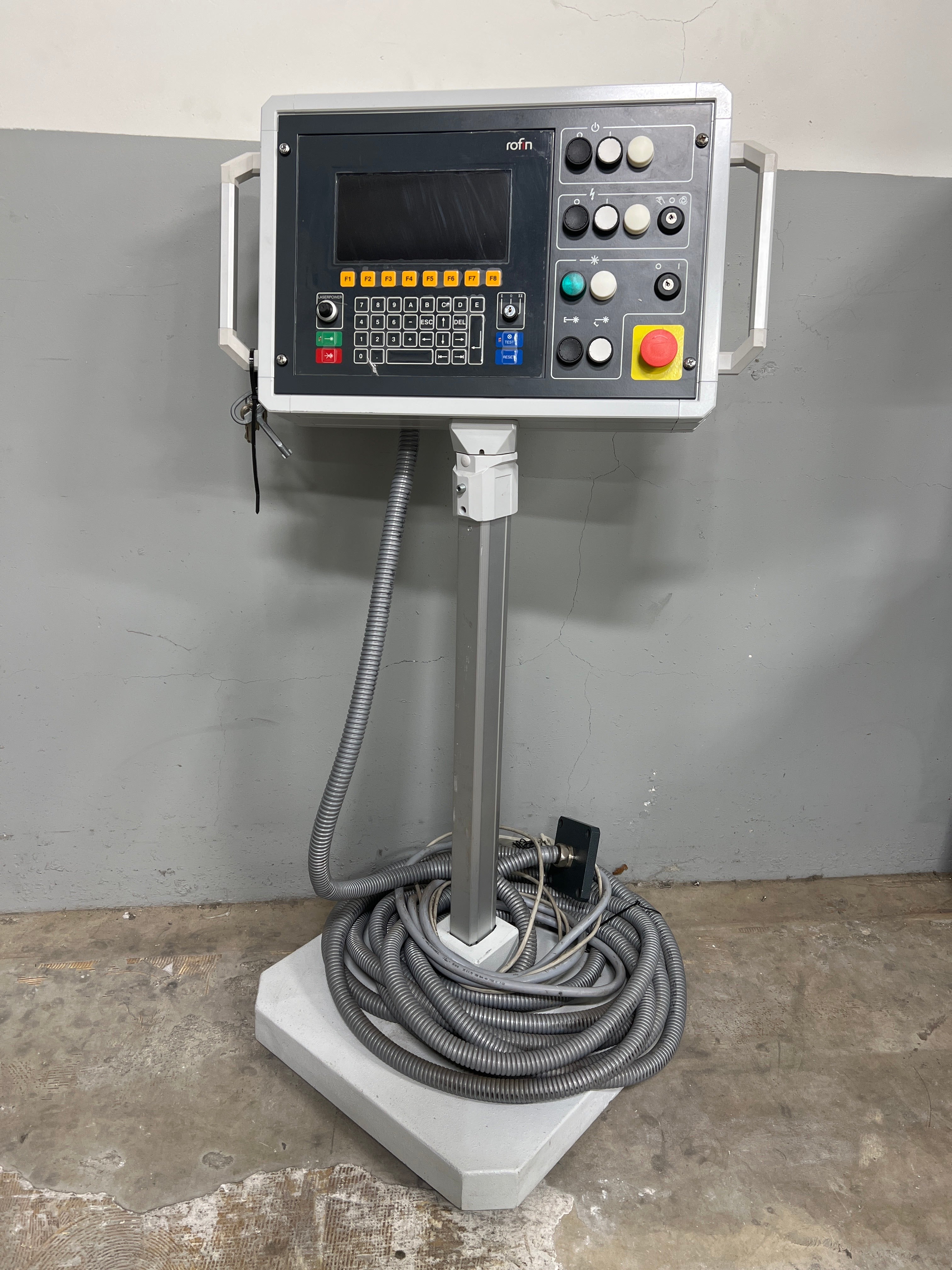 Rofin Controller With Pole Stand, Bottom Base, Cords, and Set of Keys ...