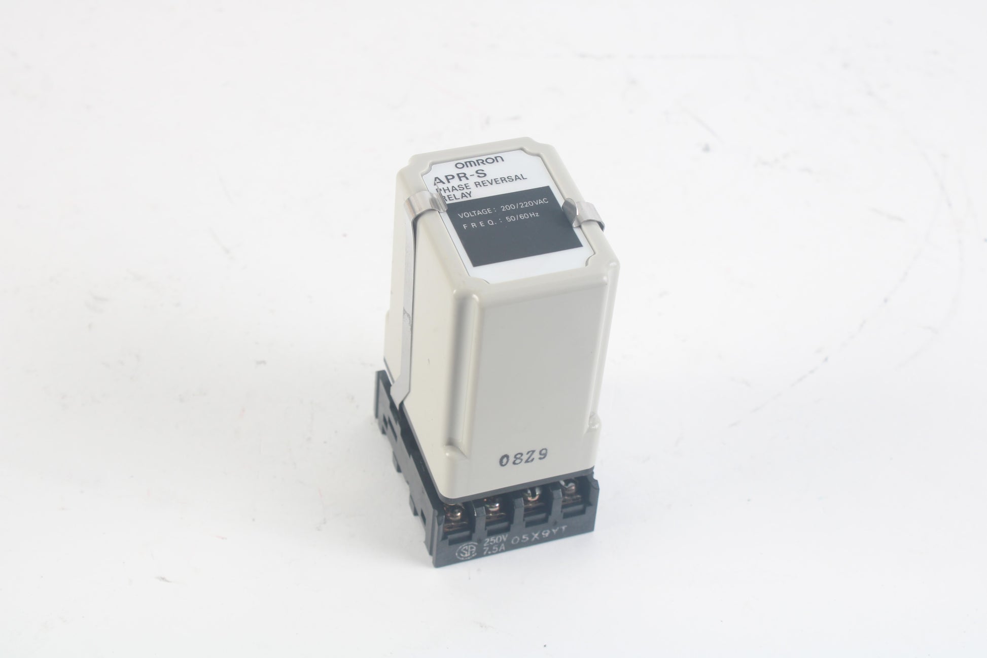 Omron APR-S Phase Reversal Relay – NTC Tech