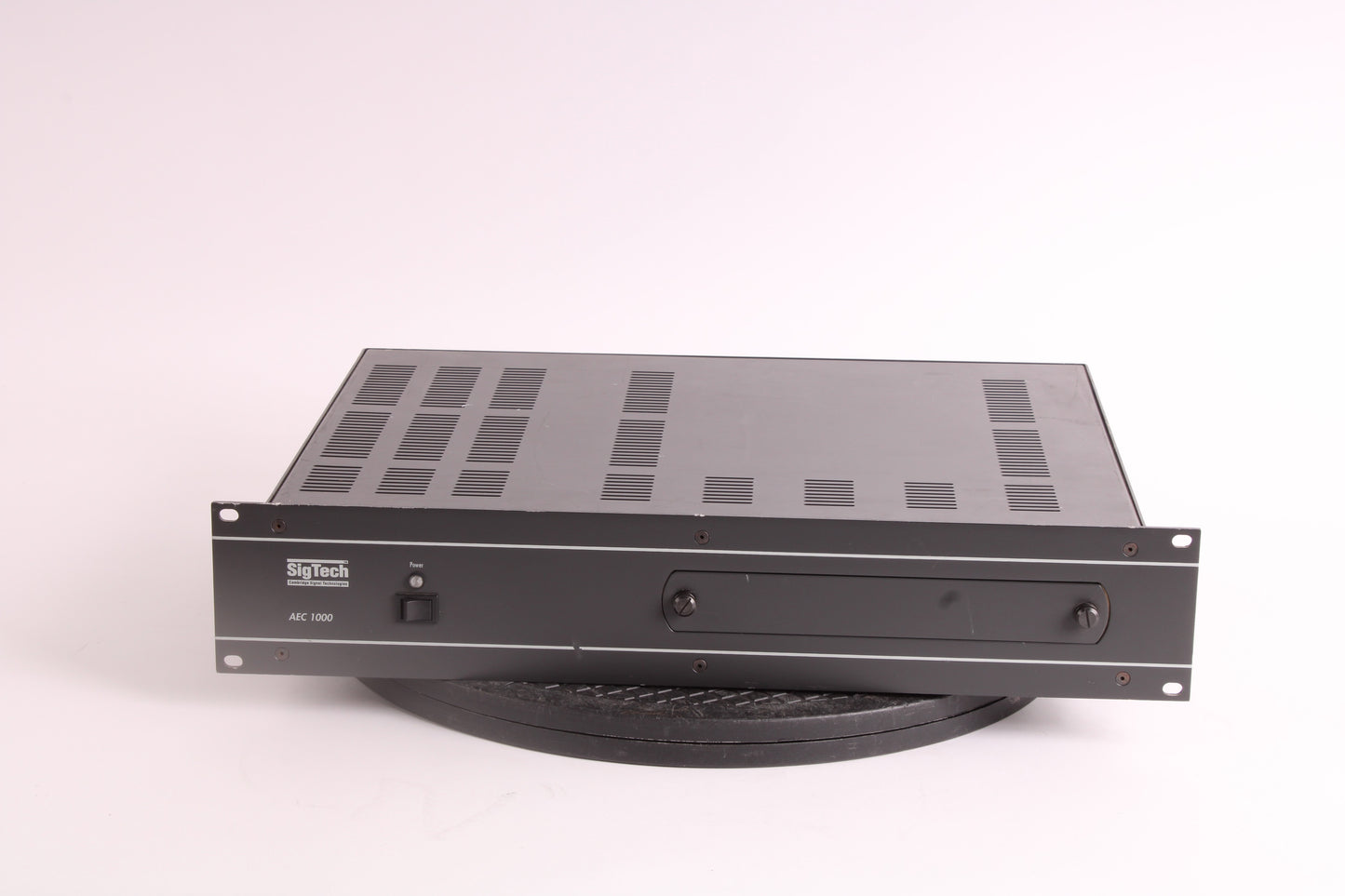 SigTech AEC 1000 Room Acoustics Equalizer - Fair Condition – NTC Tech