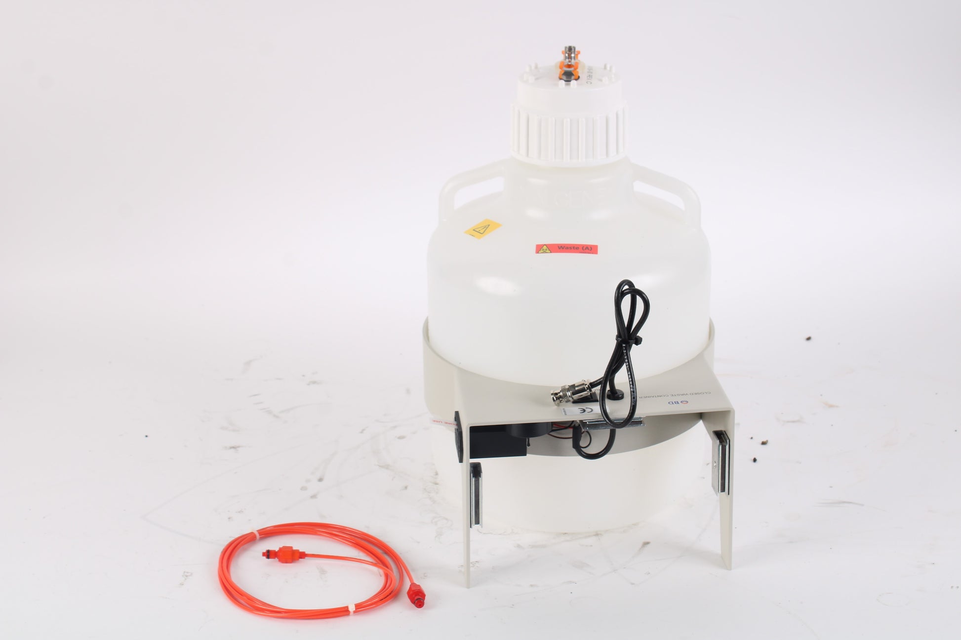 Nalgene 4 Gallon Waste Tank With BD Closed Waste Container Attachment ...