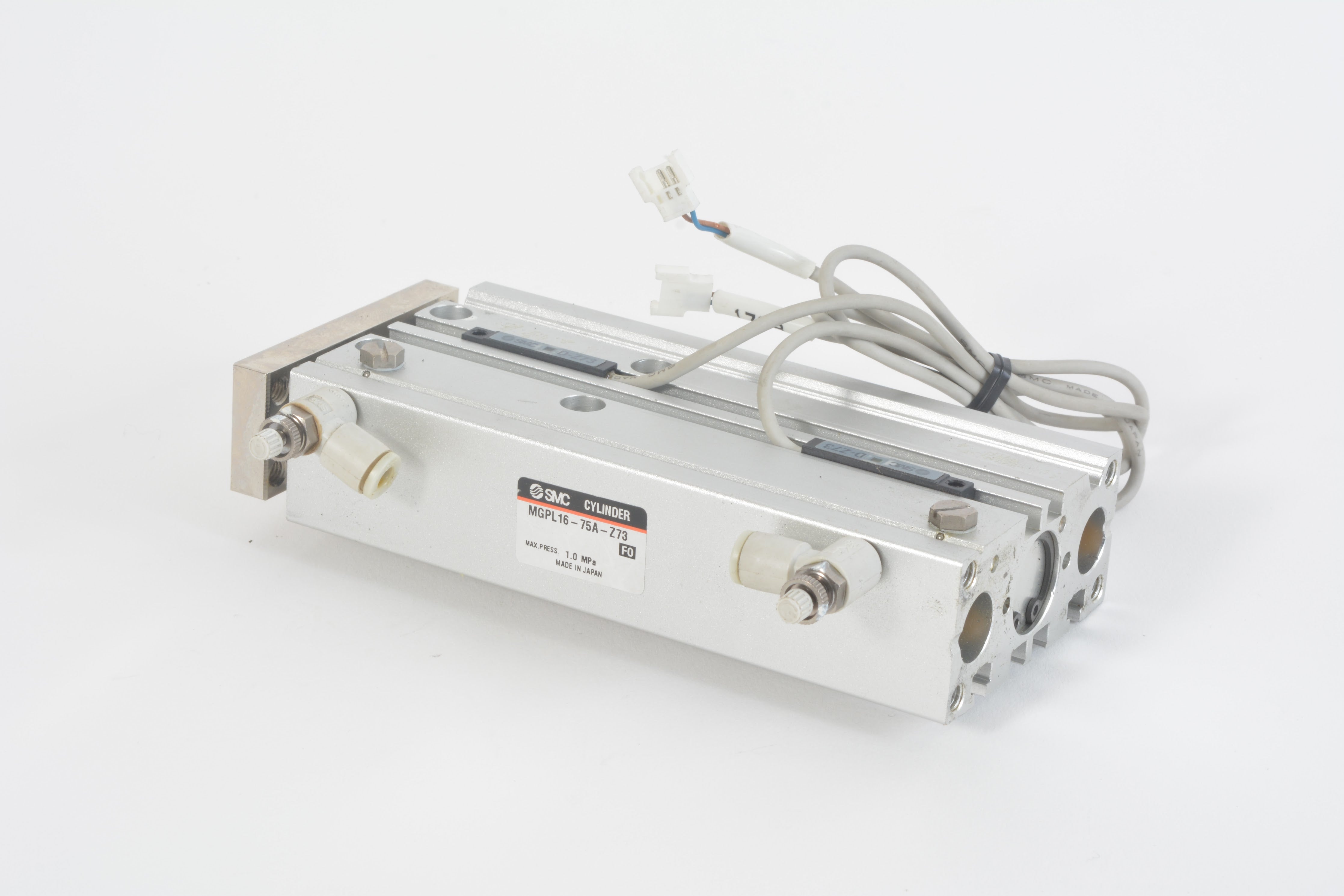 SMC MGPL16-75A-Z73 Pneumatic Actuator w/ 2X D-Z73 Magnetic Reed Switch ...