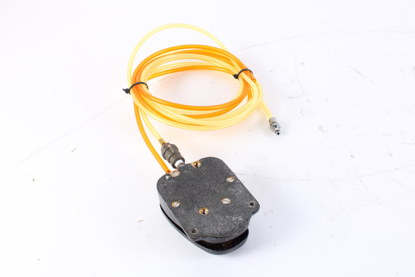 Linemaster Clipper Air Valve 4C-30F2-S Foot Pedal Switch – NTC Tech