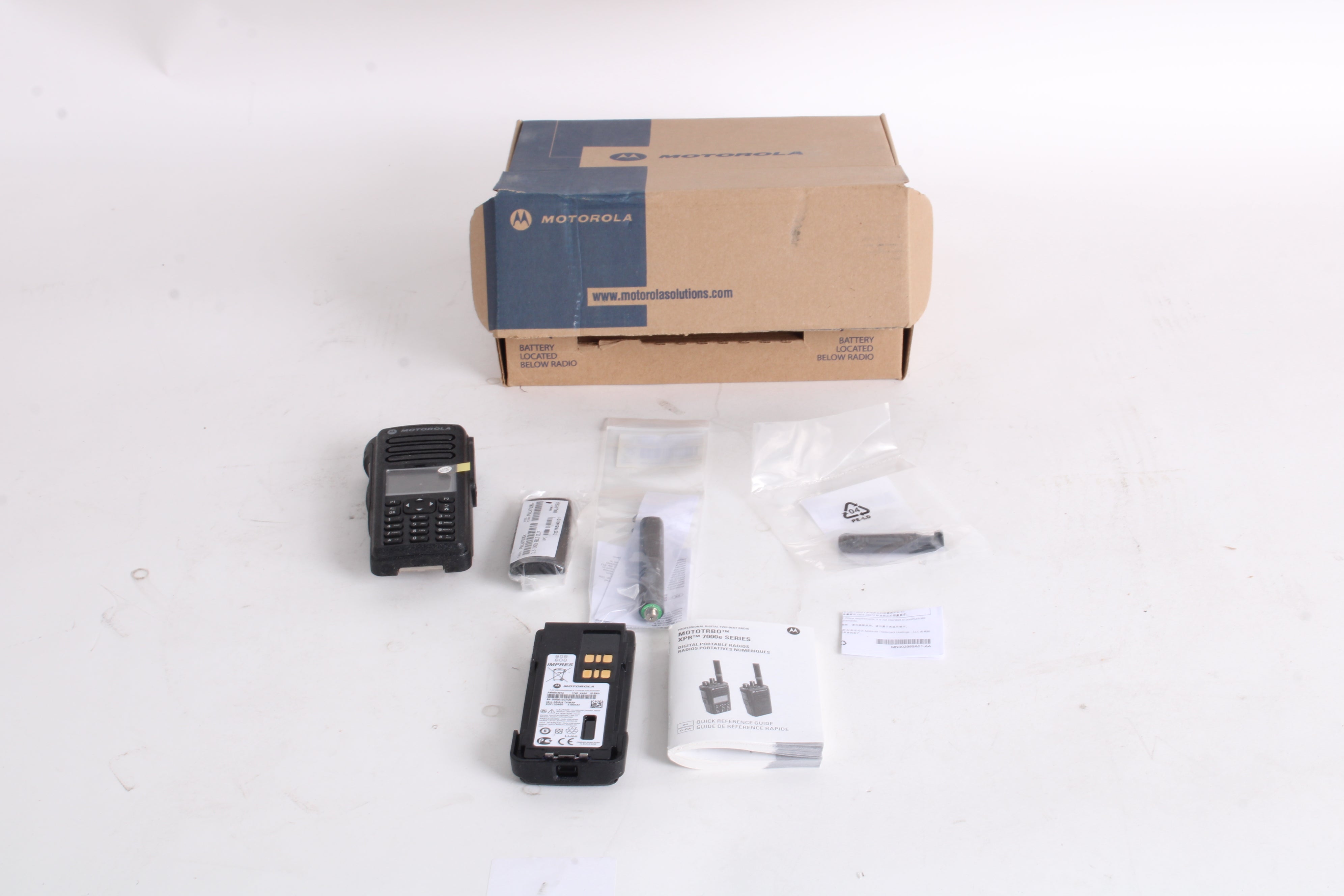 Motorola AAH56RDN9WA1AN XPR 7550e Digital Display Portable Two-Way Rad ...