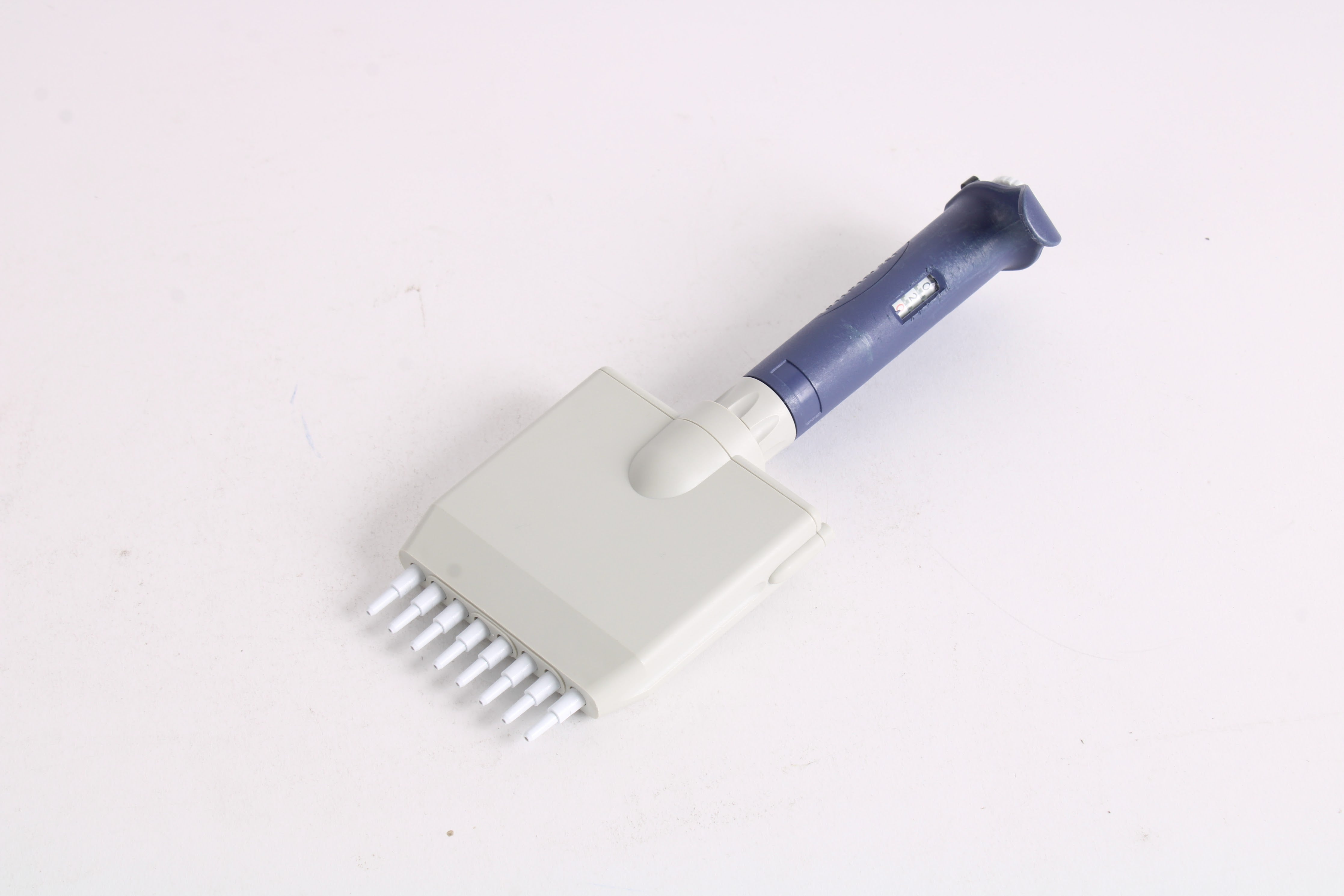 Rainin Pipet-Lite L20 2-20ul LTS Eight Channel Multichannel Pipette ...