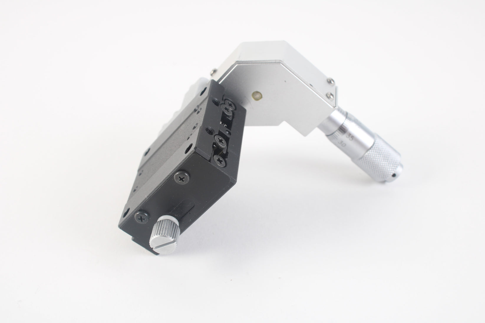 Sigma Koki 40mm Crossed Roller Stage With Micrometer Handle – NTC Tech