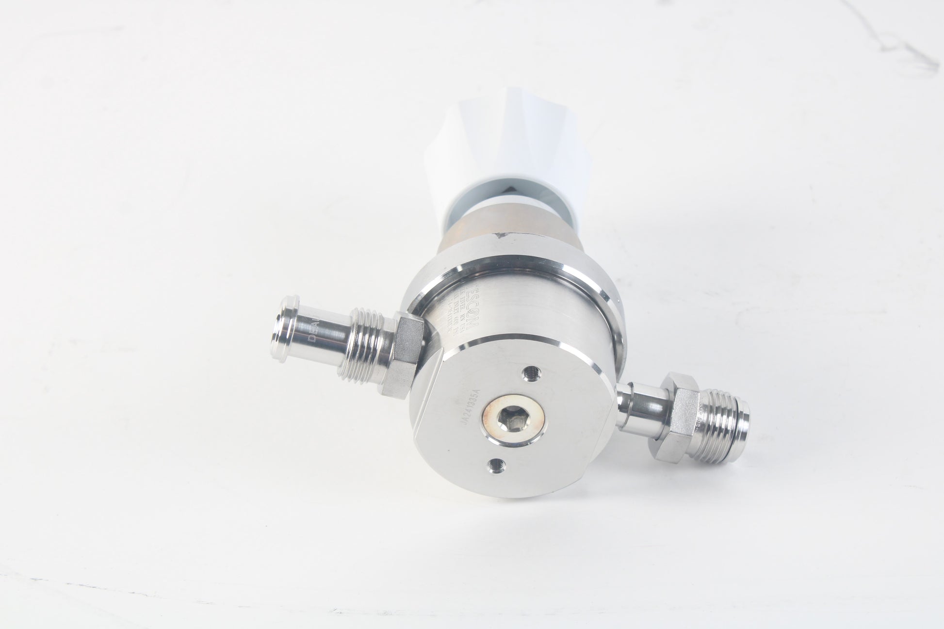 Tescom 74-3841KRU30 MAX Inlet 600 PSI, 60 PSIG MAX Outlet – NTC Tech