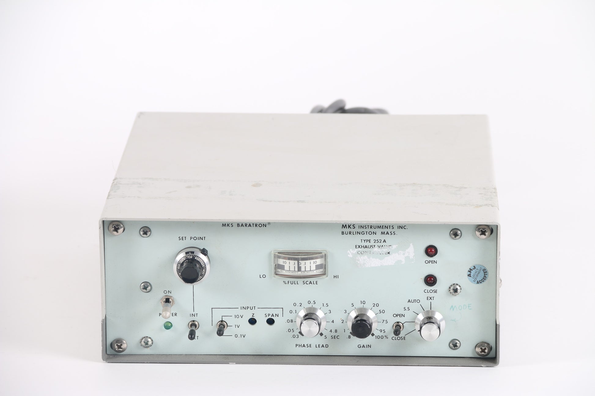 MKS Instrument TYPE 252 A Exhaust Valve Controller – NTC Tech