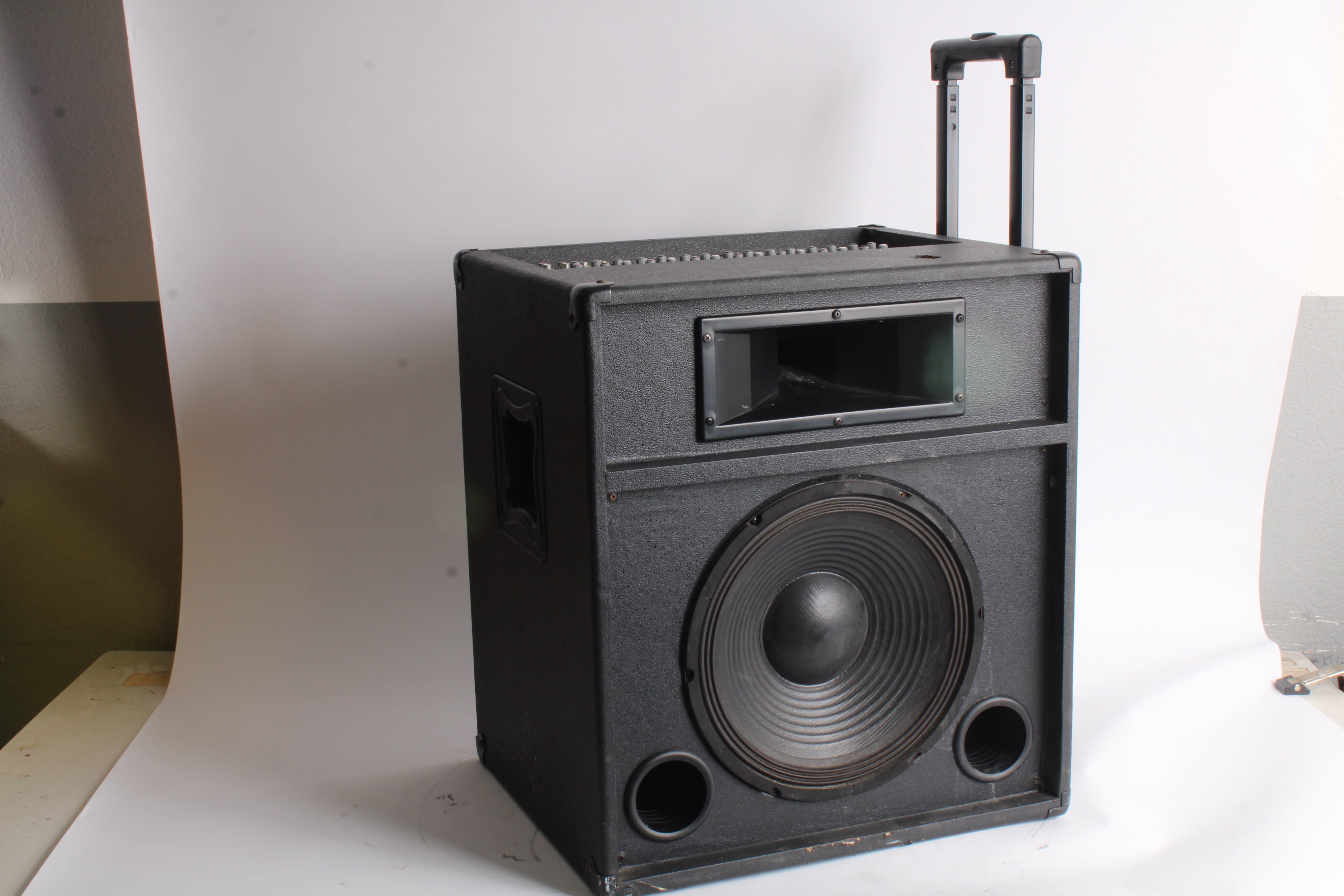 Nady RPA-6 Public Address Portable Sound System Six Channel One Piece ...