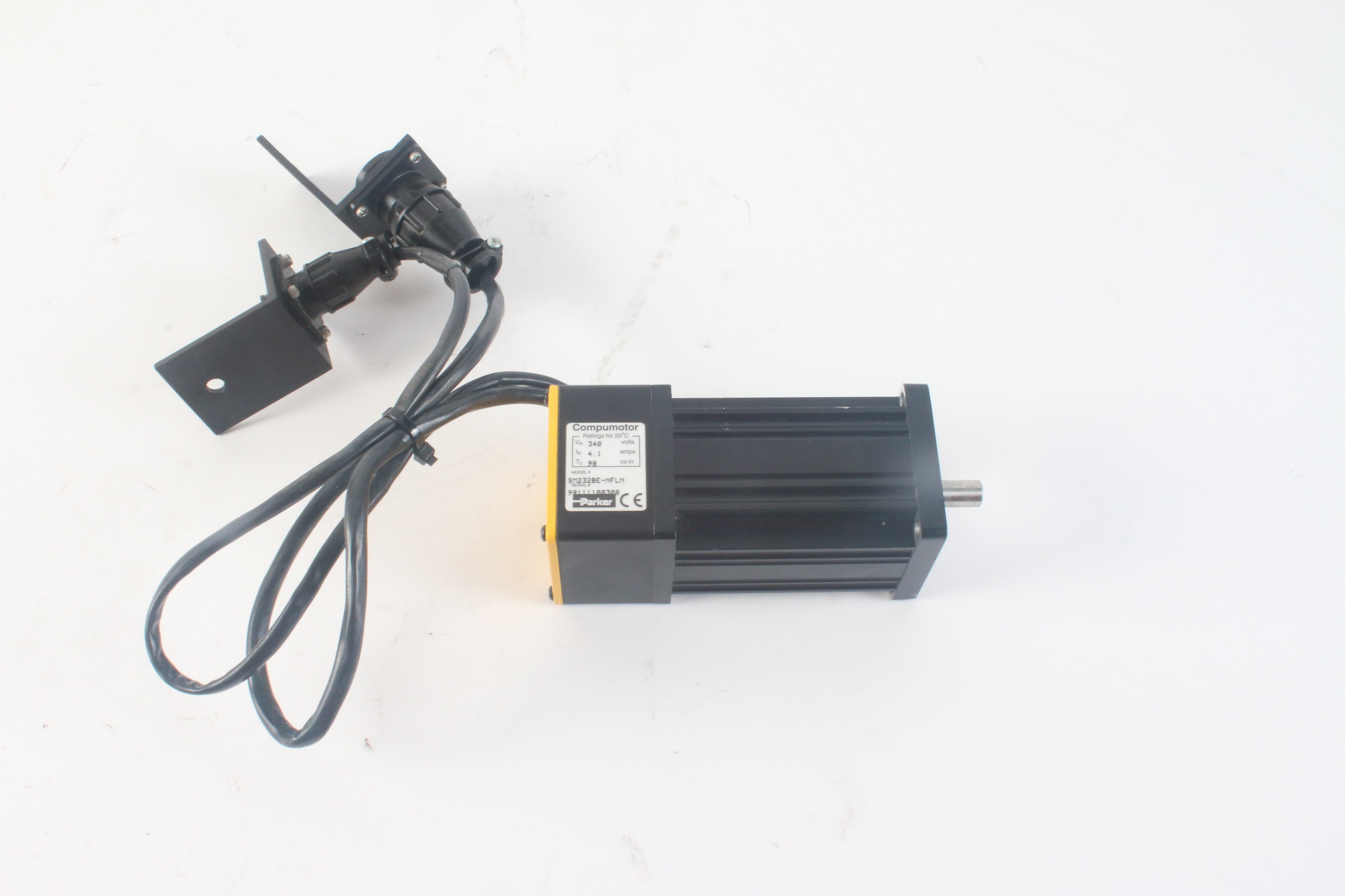 Parker Compumotor SM232BE-NFLN Servo Motor with Connector Cords – NTC Tech