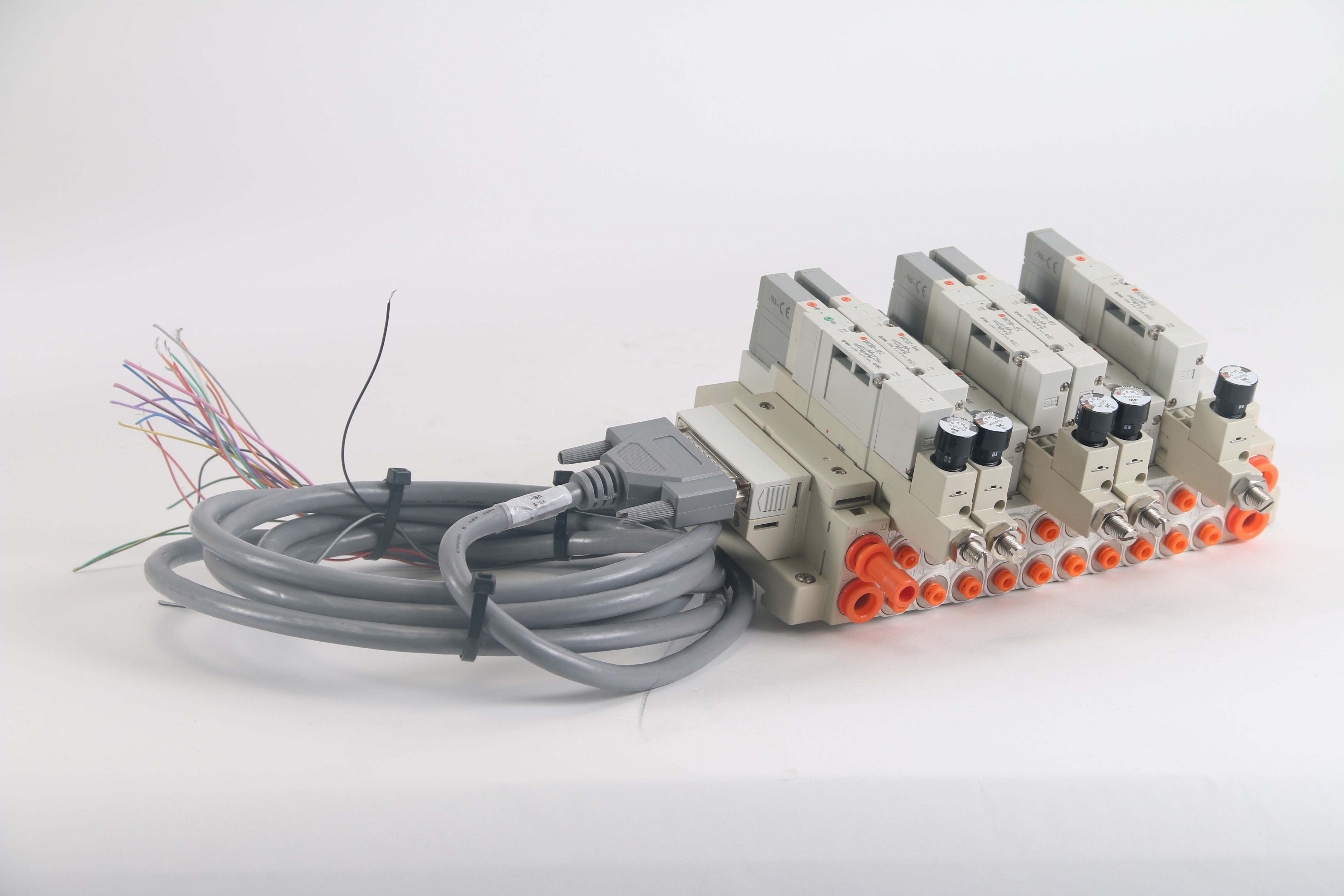 SMC SS5V2-16FD2-10B-N3 Manifold W/ SV2100-5FU Valve and X10PSI Pressur ...