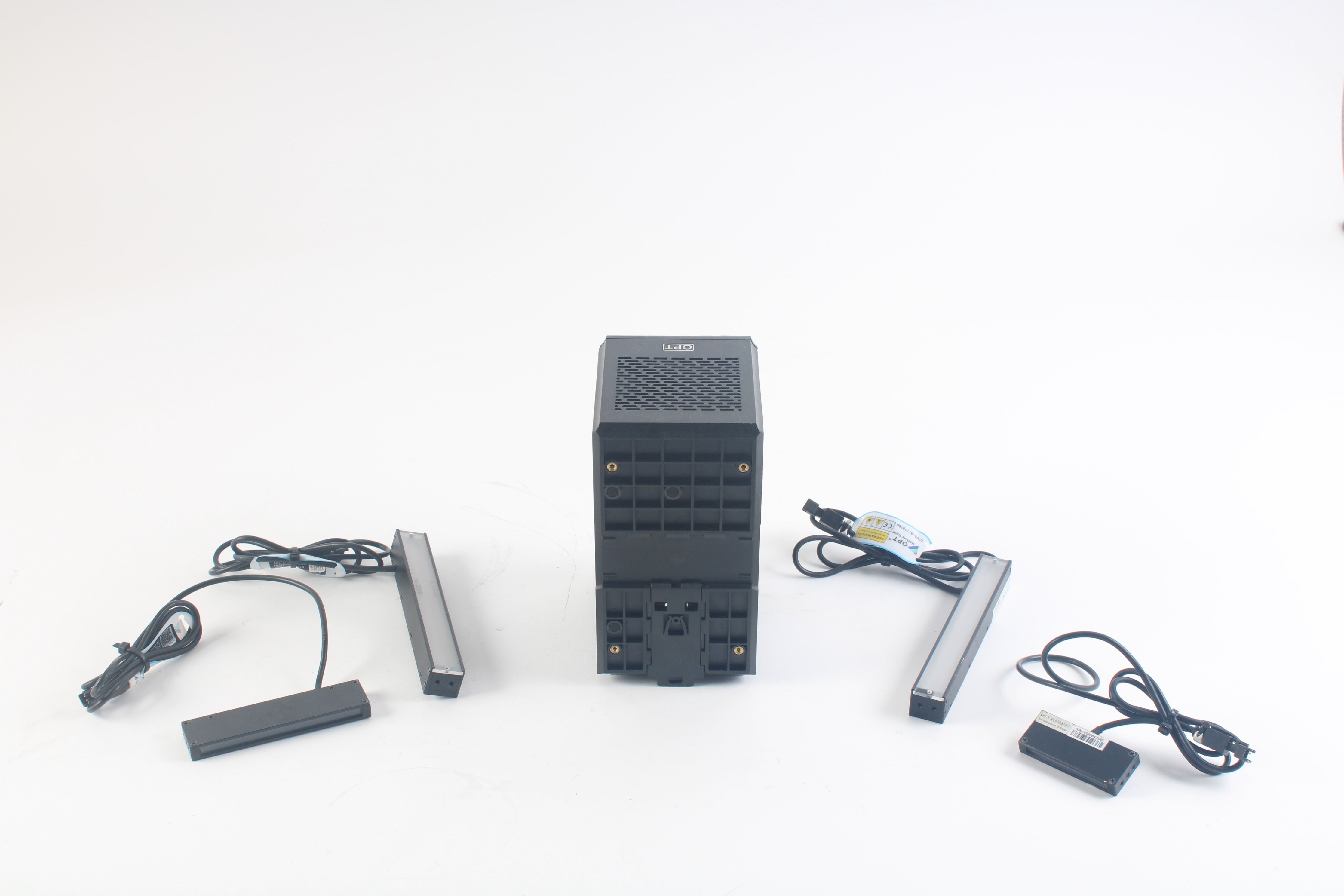 Opt Machine Vision OPT-DCC41024-E-V2 Controller W/ 2x OPT-LXT1502021-W ...