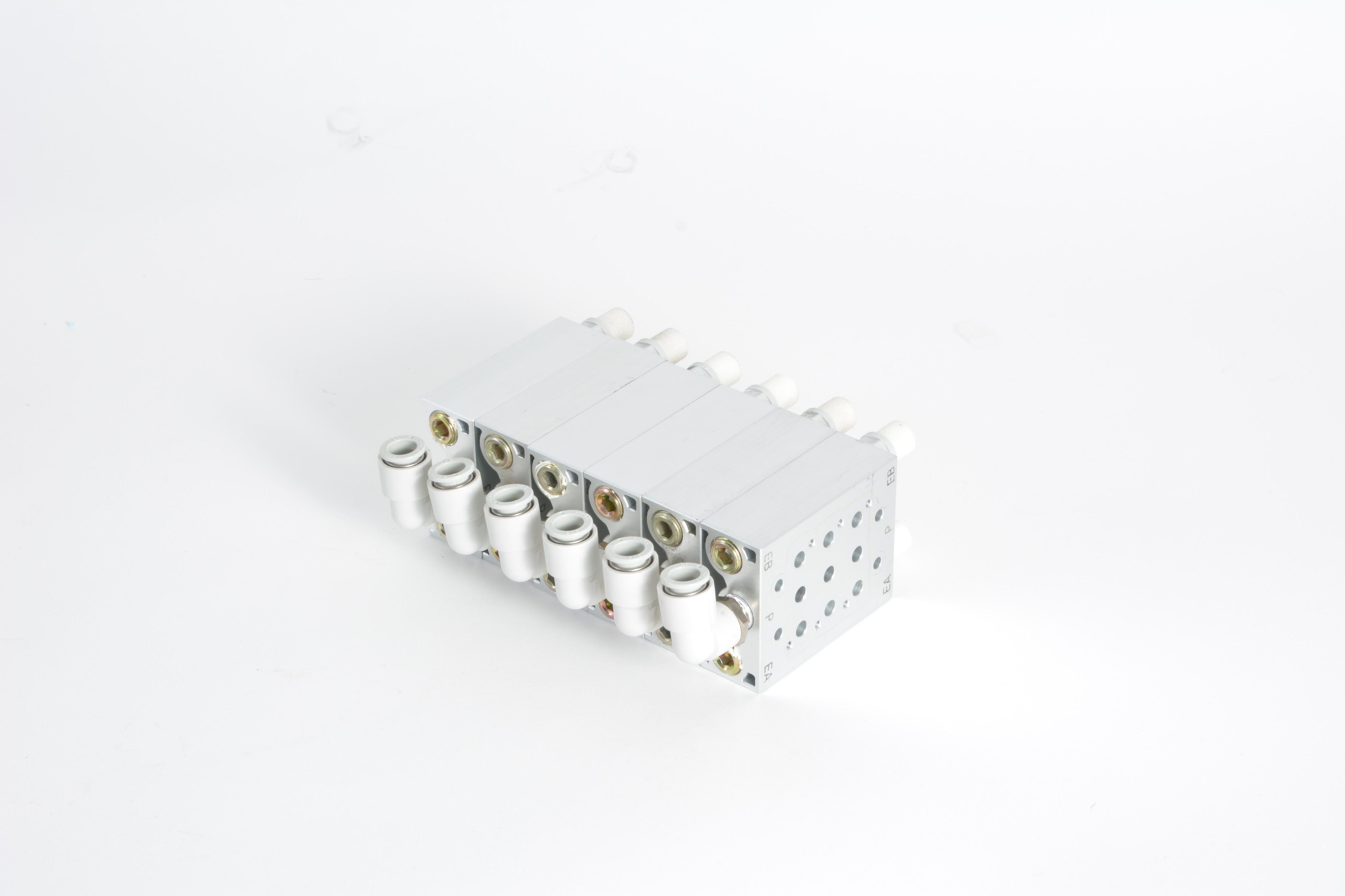 SMC Valve Manifold 9-Port Lot of 6 – NTC Tech