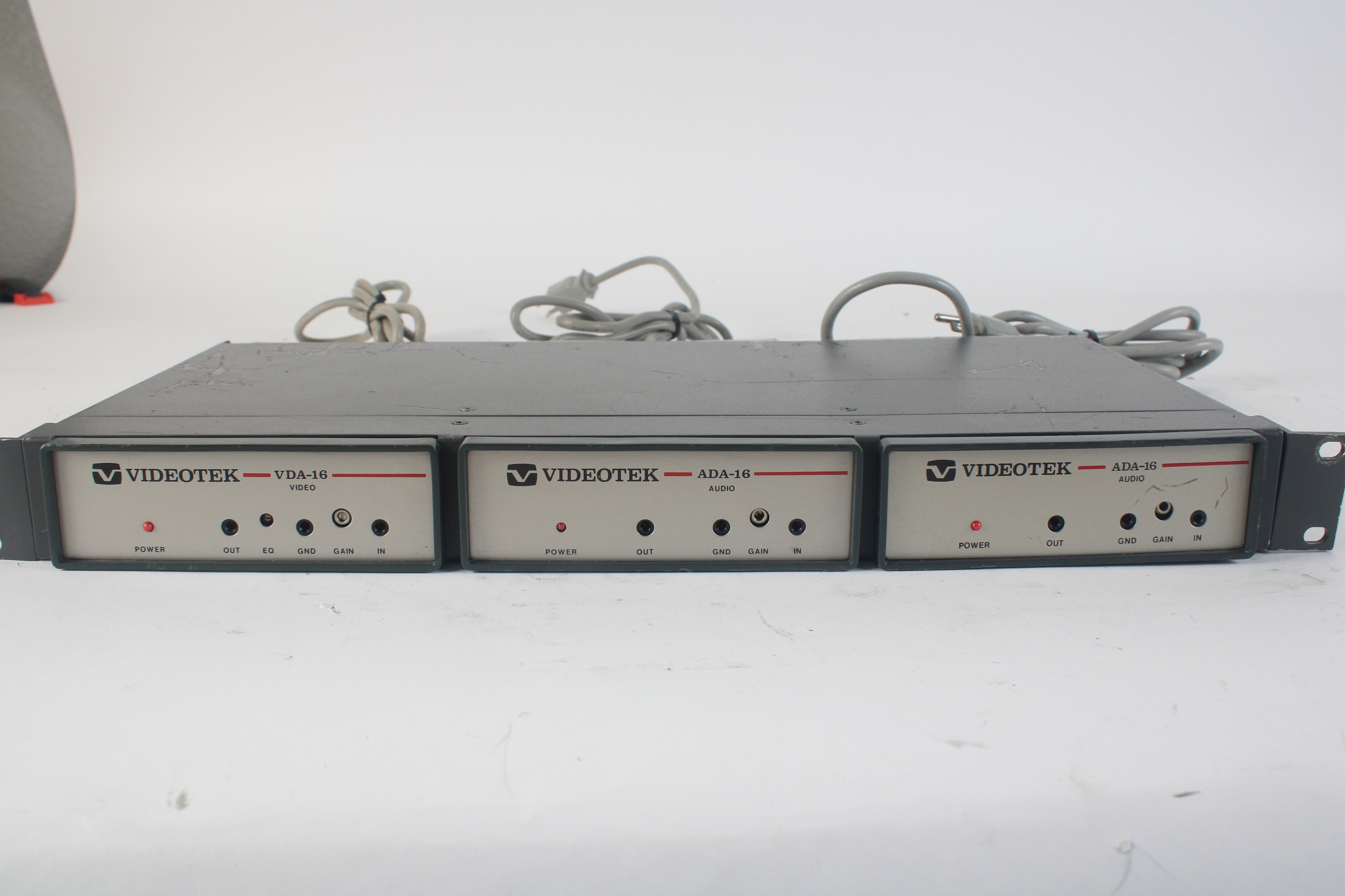 Videotek VDA-16 Video Distribution Amplifier W/ 2x ADA-16 Audio Amplif ...